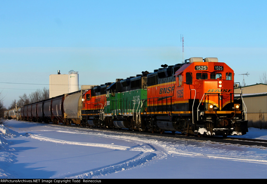 BNSF 1525